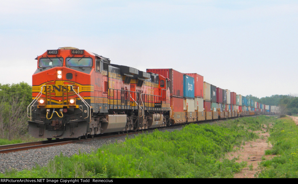 BNSF 4403